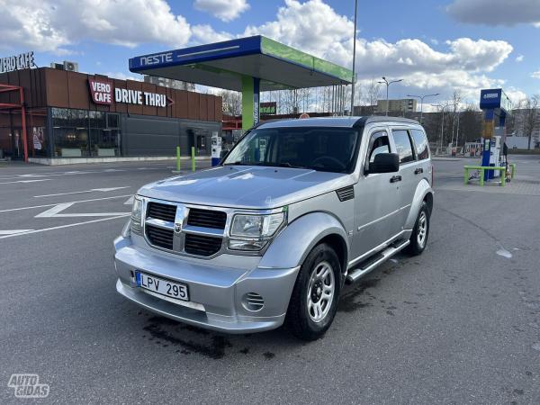 Dodge Nitro 2008 Elektrėnai, ar dzinēja tilpumu 2.80 L un nobraukumu 330 tūkst. km par 2500 €, foto 1 vietnē AUTOMOTO.COM.LV