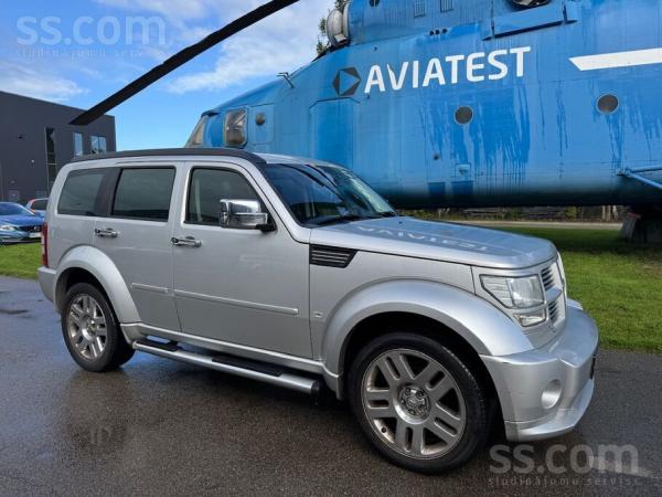 Додж Нитро 2011 в Рига, объемом двигателя 4.00 л и пробегом 193 тыс. км за 5500 €, фото 1 на AUTOMOTO.COM.LV