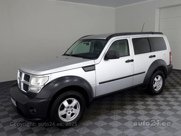 Pelēks Dodge Nitro 2007 Tallina, ar dzinēja tilpumu 2.80 L un nobraukumu 332 tūkst. km par 2499 €, foto 2 vietnē AUTOMOTO.COM.LV