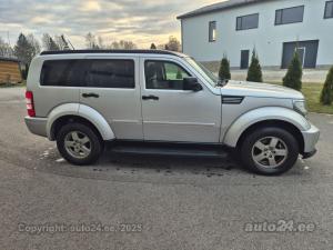 Pelēks Dodge Nitro 2007 Pērnava, ar dzinēja tilpumu 2.80 L un nobraukumu 198 tūkst. km par 5700 €, foto 4 vietnē AUTOMOTO.COM.LV