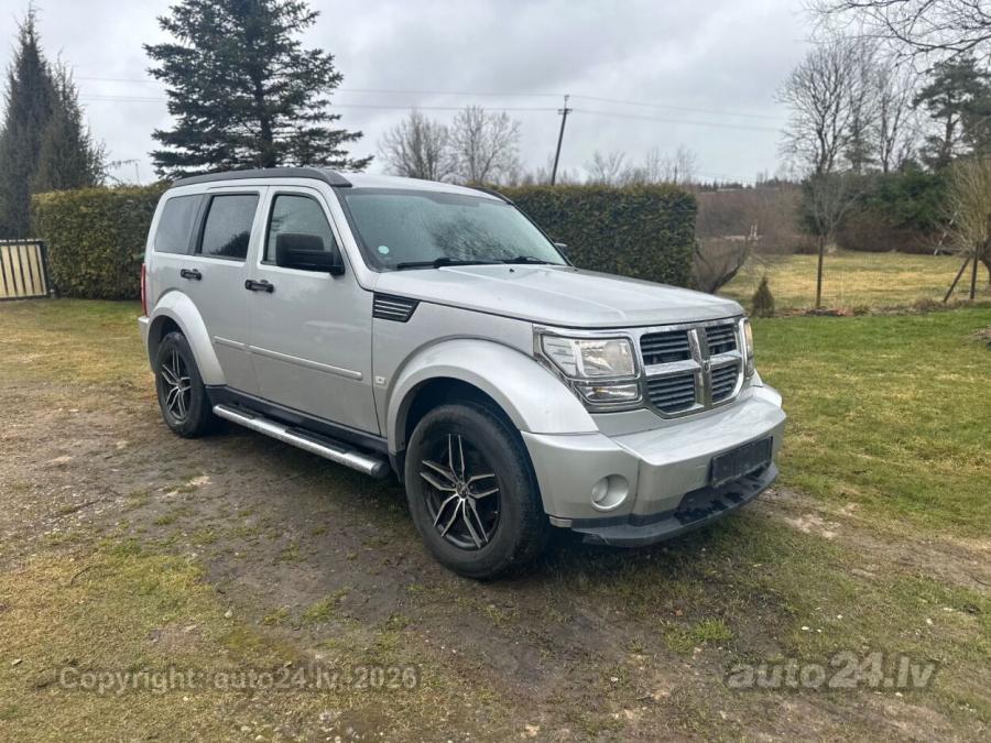 Grey Dodge Nitro 2007 in Tartu, with an engine capacity of 2.80 L and mileage of 312 thousand km for 4490 €, photo 1 on AUTOMOTO.COM.LV