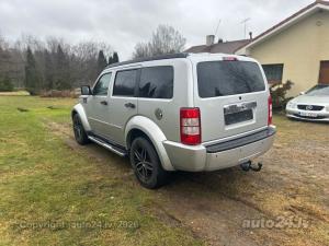Grey Dodge Nitro 2007 in Tartu, with an engine capacity of 2.80 L and mileage of 312 thousand km for 4490 €, photo 6 on AUTOMOTO.COM.LV
