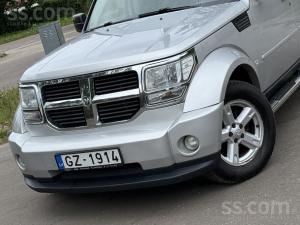 Pelēks Dodge Nitro 2007 Jūrmala, ar dzinēja tilpumu 2.80 L un nobraukumu 0 tūkst. km par 3950 €, foto 3 vietnē AUTOMOTO.COM.LV