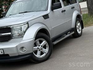 Pelēks Dodge Nitro 2007 Jūrmala, ar dzinēja tilpumu 2.80 L un nobraukumu 0 tūkst. km par 3950 €, foto 4 vietnē AUTOMOTO.COM.LV