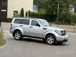 Pelēks Dodge Nitro 2007 Jūrmala, ar dzinēja tilpumu 2.80 L un nobraukumu 0 tūkst. km par 3950 €, foto 8 vietnē AUTOMOTO.COM.LV