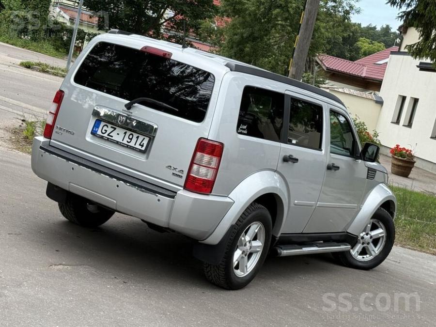 Pelēks Dodge Nitro 2007 Jūrmala, ar dzinēja tilpumu 2.80 L un nobraukumu 0 tūkst. km par 3950 €, foto 19 vietnē AUTOMOTO.COM.LV