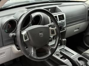Pelēks Dodge Nitro 2007 Jūrmala, ar dzinēja tilpumu 2.80 L un nobraukumu 268 tūkst. km par 3950 €, foto 29 vietnē AUTOMOTO.COM.LV