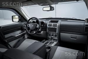 Grey Dodge Nitro 2009 in Riga, with an engine capacity of 2.80 L and mileage of 295 thousand km for 5990 €, photo 12 on AUTOMOTO.COM.LV