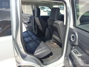 Grey Dodge Nitro 2011 in Riga, with an engine capacity of 4.00 L and mileage of 194 thousand km for 3900 €, photo 16 on AUTOMOTO.COM.LV