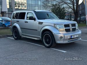 Pelēks Dodge Nitro 2007 Tallina, ar dzinēja tilpumu 2.80 L un nobraukumu 296 tūkst. km par 2999 €, foto  vietnē AUTOMOTO.COM.LV