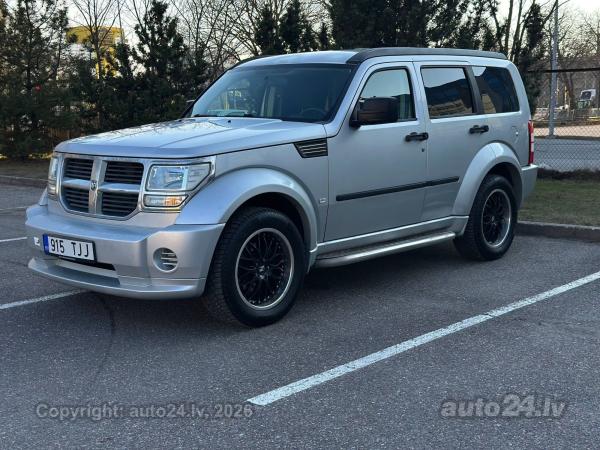 Pelēks Dodge Nitro 2007 Tallina, ar dzinēja tilpumu 2.80 L un nobraukumu 296 tūkst. km par 2999 €, foto 2 vietnē AUTOMOTO.COM.LV