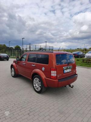 Oranžs Dodge Nitro 2008 Elektrėnai, ar dzinēja tilpumu 2.78 L un nobraukumu 201 tūkst. km par 3900 €, foto 5 vietnē AUTOMOTO.COM.LV