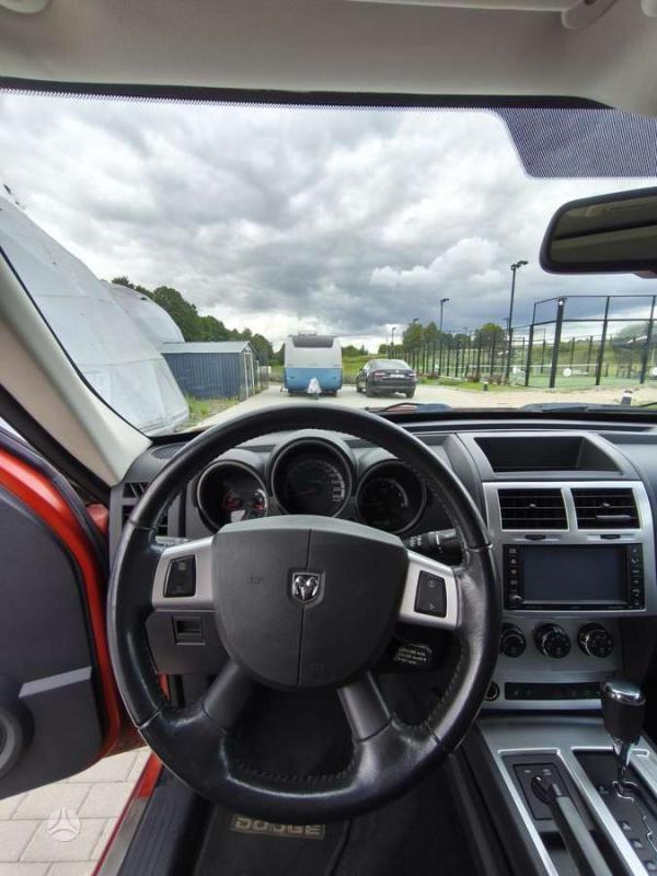 Oranžs Dodge Nitro 2008 Elektrėnai, ar dzinēja tilpumu 2.78 L un nobraukumu 201 tūkst. km par 3900 €, foto 9 vietnē AUTOMOTO.COM.LV