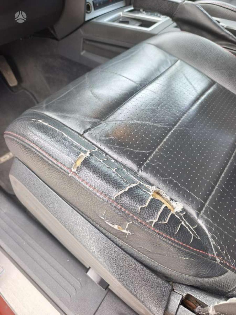 Oranžs Dodge Nitro 2008 Elektrėnai, ar dzinēja tilpumu 2.78 L un nobraukumu 201 tūkst. km par 3900 €, foto 11 vietnē AUTOMOTO.COM.LV