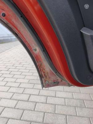Oranžs Dodge Nitro 2008 Elektrėnai, ar dzinēja tilpumu 2.78 L un nobraukumu 201 tūkst. km par 3900 €, foto 12 vietnē AUTOMOTO.COM.LV