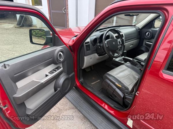 Красный Додж Нитро 2007 в Валга, объемом двигателя 2.80 л и пробегом 200 тыс. км за 3900 €, фото 8 на AUTOMOTO.COM.LV