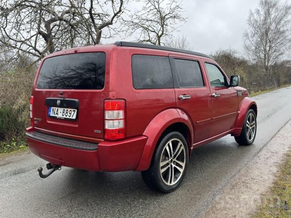 Red Dodge Nitro 2008 in Riga, with an engine capacity of 2.80 L and mileage of 316 thousand km for 3850 €, photo 3 on AUTOMOTO.COM.LV