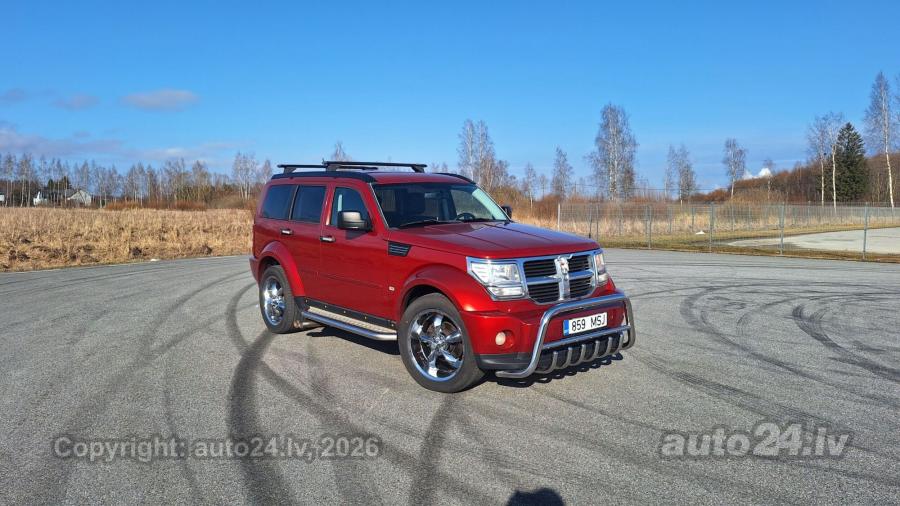 Red Dodge Nitro 2009 in Tallinn, with an engine capacity of 2.80 L and mileage of 286 thousand km for 6000 €, photo 1 on AUTOMOTO.COM.LV