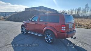 Red Dodge Nitro 2009 in Tallinn, with an engine capacity of 2.80 L and mileage of 286 thousand km for 6000 €, photo 4 on AUTOMOTO.COM.LV
