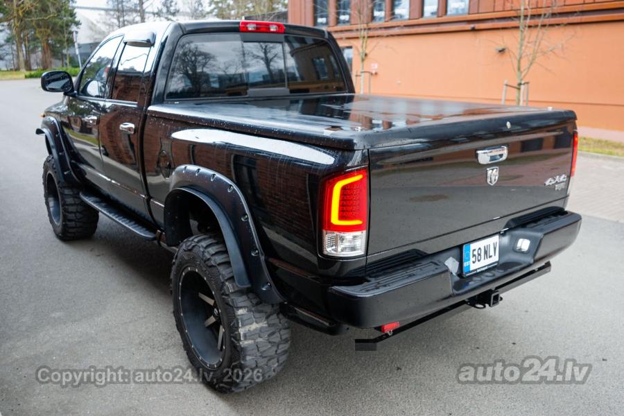 Melns Dodge RAM 2005 Tallina, ar dzinēja tilpumu 5.70 L un nobraukumu 139 tūkst. km par 19900 €, foto 3 vietnē AUTOMOTO.COM.LV