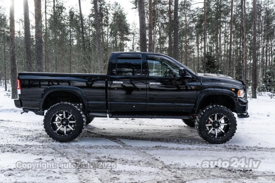 Melns Dodge RAM 2005 Tallina, ar dzinēja tilpumu 5.70 L un nobraukumu 139 tūkst. km par 19900 €, foto 6 vietnē AUTOMOTO.COM.LV