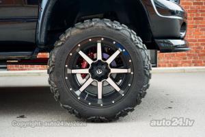 Melns Dodge RAM 2005 Tallina, ar dzinēja tilpumu 5.70 L un nobraukumu 139 tūkst. km par 19900 €, foto 8 vietnē AUTOMOTO.COM.LV