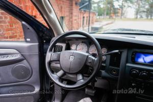Melns Dodge RAM 2005 Tallina, ar dzinēja tilpumu 5.70 L un nobraukumu 139 tūkst. km par 19900 €, foto 18 vietnē AUTOMOTO.COM.LV