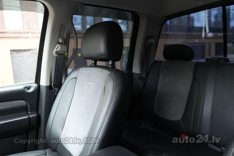 Melns Dodge RAM 2005 Tallina, ar dzinēja tilpumu 5.70 L un nobraukumu 139 tūkst. km par 19900 €, foto 22 vietnē AUTOMOTO.COM.LV