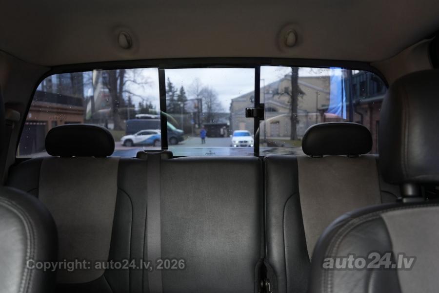 Melns Dodge RAM 2005 Tallina, ar dzinēja tilpumu 5.70 L un nobraukumu 139 tūkst. km par 19900 €, foto 24 vietnē AUTOMOTO.COM.LV
