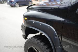 Melns Dodge RAM 2005 Tallina, ar dzinēja tilpumu 5.70 L un nobraukumu 139 tūkst. km par 19900 €, foto 28 vietnē AUTOMOTO.COM.LV