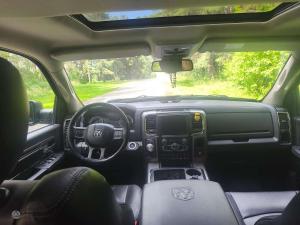 Black Dodge RAM 2014 in Panevezys, with an engine capacity of 5.70 L and mileage of 357 thousand km for 13700 €, photo 13 on AUTOMOTO.COM.LV
