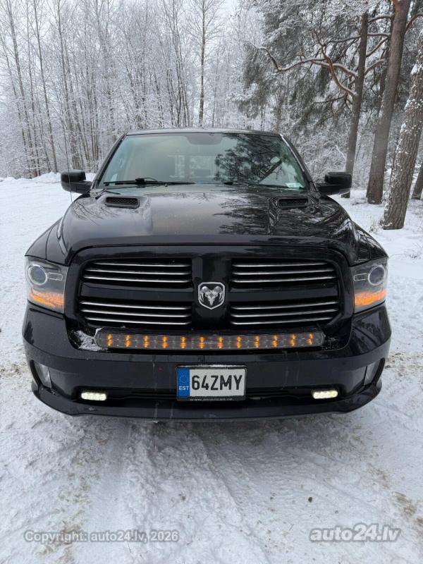 Black Dodge RAM 2015 in Tallinn, with an engine capacity of 5.70 L and mileage of 302 thousand km for 23000 €, photo 2 on AUTOMOTO.COM.LV