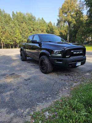 Melns Dodge RAM 2015 Mažeikiai, ar dzinēja tilpumu 5.70 L un nobraukumu 233 tūkst. km par 22000 €, foto 2 vietnē AUTOMOTO.COM.LV