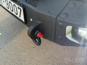 Black Dodge RAM 2015 in Riga, with an engine capacity of 5.70 L and mileage of 135 thousand km for 31900 €, photo 19 on AUTOMOTO.COM.LV