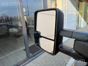 Black Dodge RAM 2015 in Riga, with an engine capacity of 5.70 L and mileage of 135 thousand km for 31900 €, photo 22 on AUTOMOTO.COM.LV
