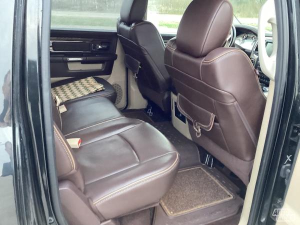 Melns Dodge RAM 2016 Tauragė, ar dzinēja tilpumu 3.00 L un nobraukumu 225 tūkst. km par 16500 €, foto 8 vietnē AUTOMOTO.COM.LV