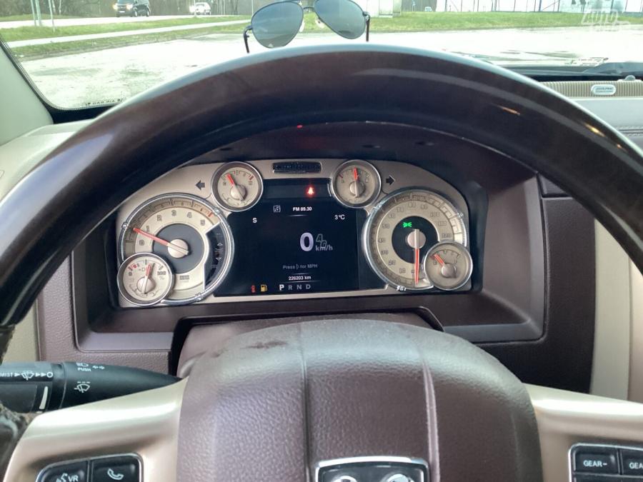 Melns Dodge RAM 2016 Tauragė, ar dzinēja tilpumu 3.00 L un nobraukumu 225 tūkst. km par 16500 €, foto 14 vietnē AUTOMOTO.COM.LV