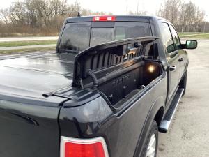 Melns Dodge RAM 2016 Tauragė, ar dzinēja tilpumu 3.00 L un nobraukumu 225 tūkst. km par 16500 €, foto 15 vietnē AUTOMOTO.COM.LV