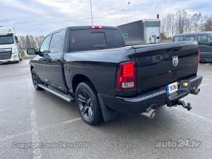 Black Dodge RAM 2016 in Tallinn, with an engine capacity of 5.70 L and mileage of 268 thousand km for 22000 €, photo 3 on AUTOMOTO.COM.LV