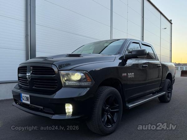 Melns Dodge RAM 2016 Hāpsalu, ar dzinēja tilpumu 5.70 L un nobraukumu 225 tūkst. km par 24000 €, foto 1 vietnē AUTOMOTO.COM.LV
