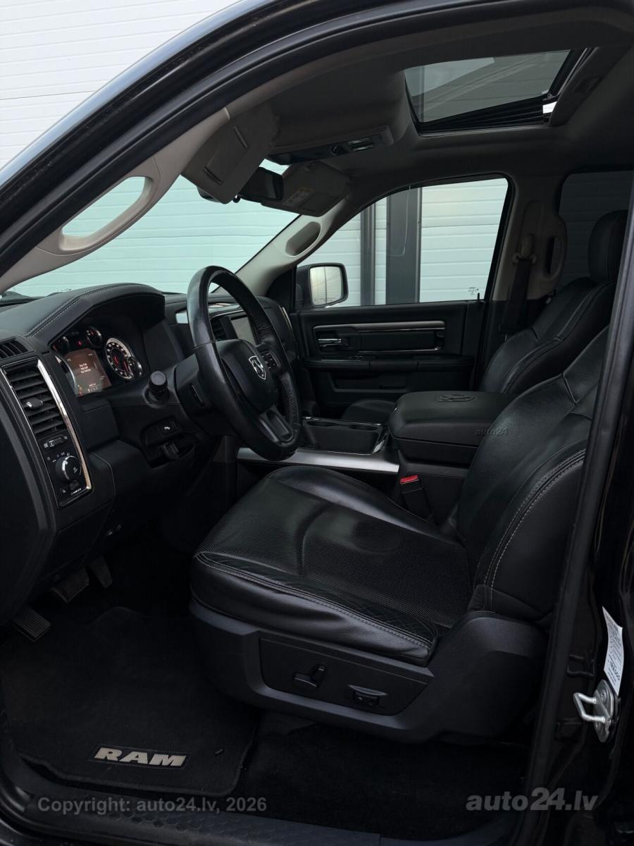 Black Dodge RAM 2016 in Haapsalu, with an engine capacity of 5.70 L and mileage of 225 thousand km for 24000 €, photo 12 on AUTOMOTO.COM.LV