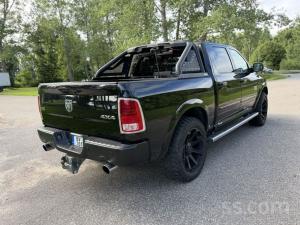 Melns Dodge RAM 2016 Ventspils, ar dzinēja tilpumu 3.00 L un nobraukumu 259 tūkst. km par 25000 €, foto 3 vietnē AUTOMOTO.COM.LV