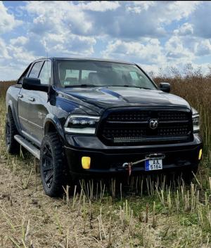 Melns Dodge RAM 2016 Ventspils, ar dzinēja tilpumu 3.00 L un nobraukumu 259 tūkst. km par 25000 €, foto 9 vietnē AUTOMOTO.COM.LV