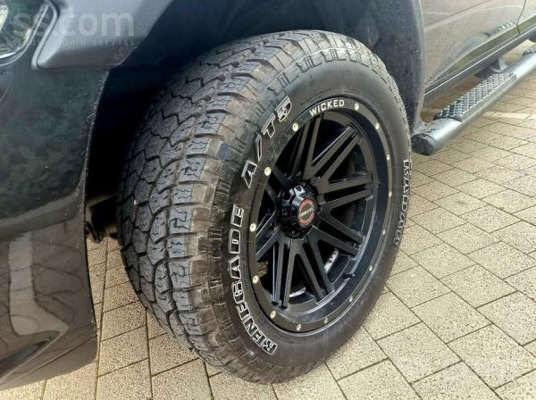 Melns Dodge RAM 2018 Jūrmala, ar dzinēja tilpumu 5.70 L un nobraukumu 186 tūkst. km par 24900 €, foto 3 vietnē AUTOMOTO.COM.LV