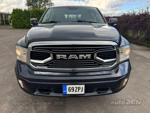 Black Dodge RAM 2018 in Tallinn, with an engine capacity of 5.70 L and mileage of 241 thousand km for 24790 €, photo 5 on AUTOMOTO.COM.LV
