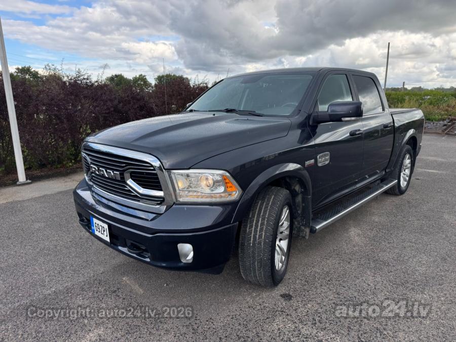 Black Dodge RAM 2018 in Tallinn, with an engine capacity of 5.70 L and mileage of 241 thousand km for 24790 €, photo 9 on AUTOMOTO.COM.LV
