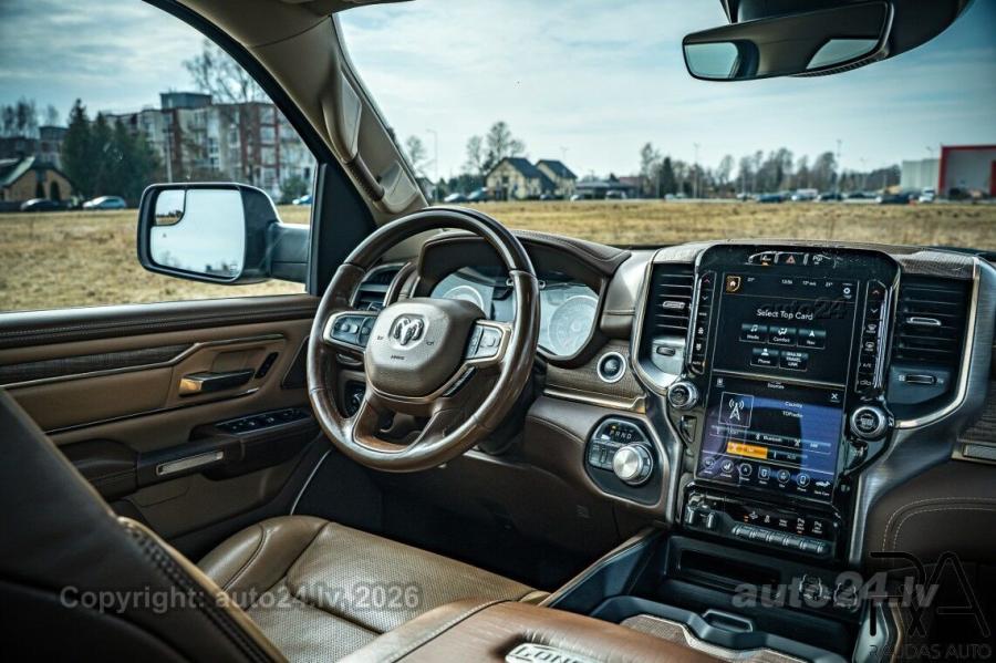 Black Dodge RAM 2020 in Riga, with an engine capacity of 3.00 L and mileage of 185 thousand km for 39990 €, photo 7 on AUTOMOTO.COM.LV