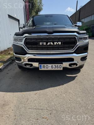 Melns Dodge RAM 2020 Rīga, ar dzinēja tilpumu 5.70 L un nobraukumu 85 tūkst. km par 42000 €, foto 1 vietnē AUTOMOTO.COM.LV
