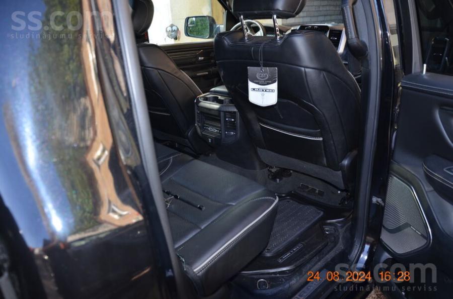 Melns Dodge RAM 2020 Rīga, ar dzinēja tilpumu 5.70 L un nobraukumu 85 tūkst. km par 42000 €, foto 10 vietnē AUTOMOTO.COM.LV