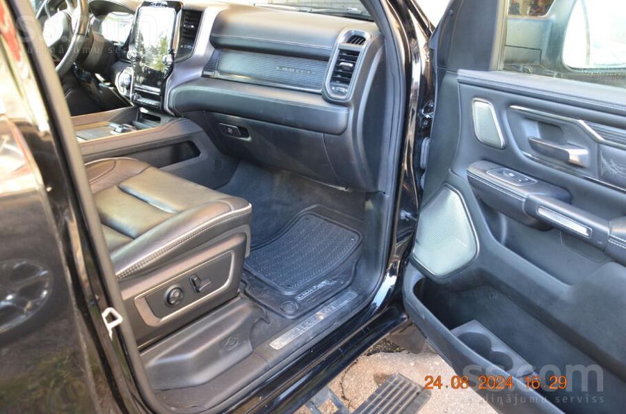 Melns Dodge RAM 2020 Rīga, ar dzinēja tilpumu 5.70 L un nobraukumu 85 tūkst. km par 42000 €, foto 14 vietnē AUTOMOTO.COM.LV